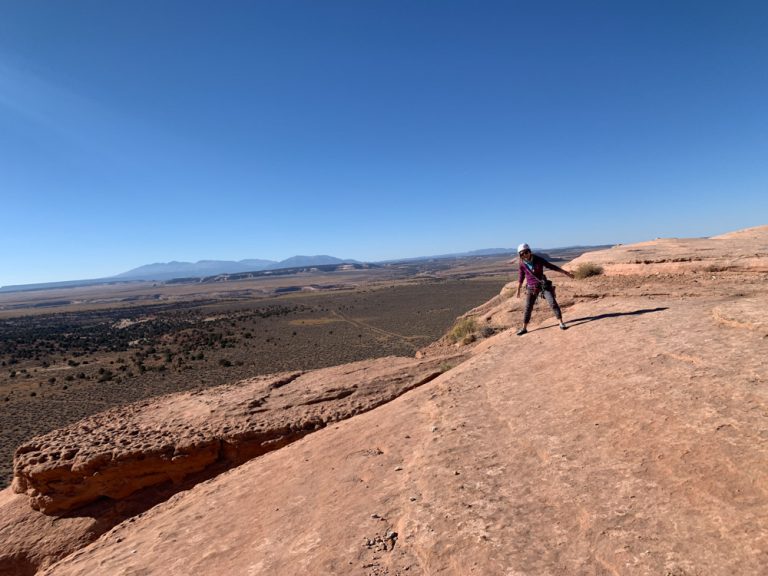 An Epic Expert's Guide to Climbing Looking Glass Rock in Utah