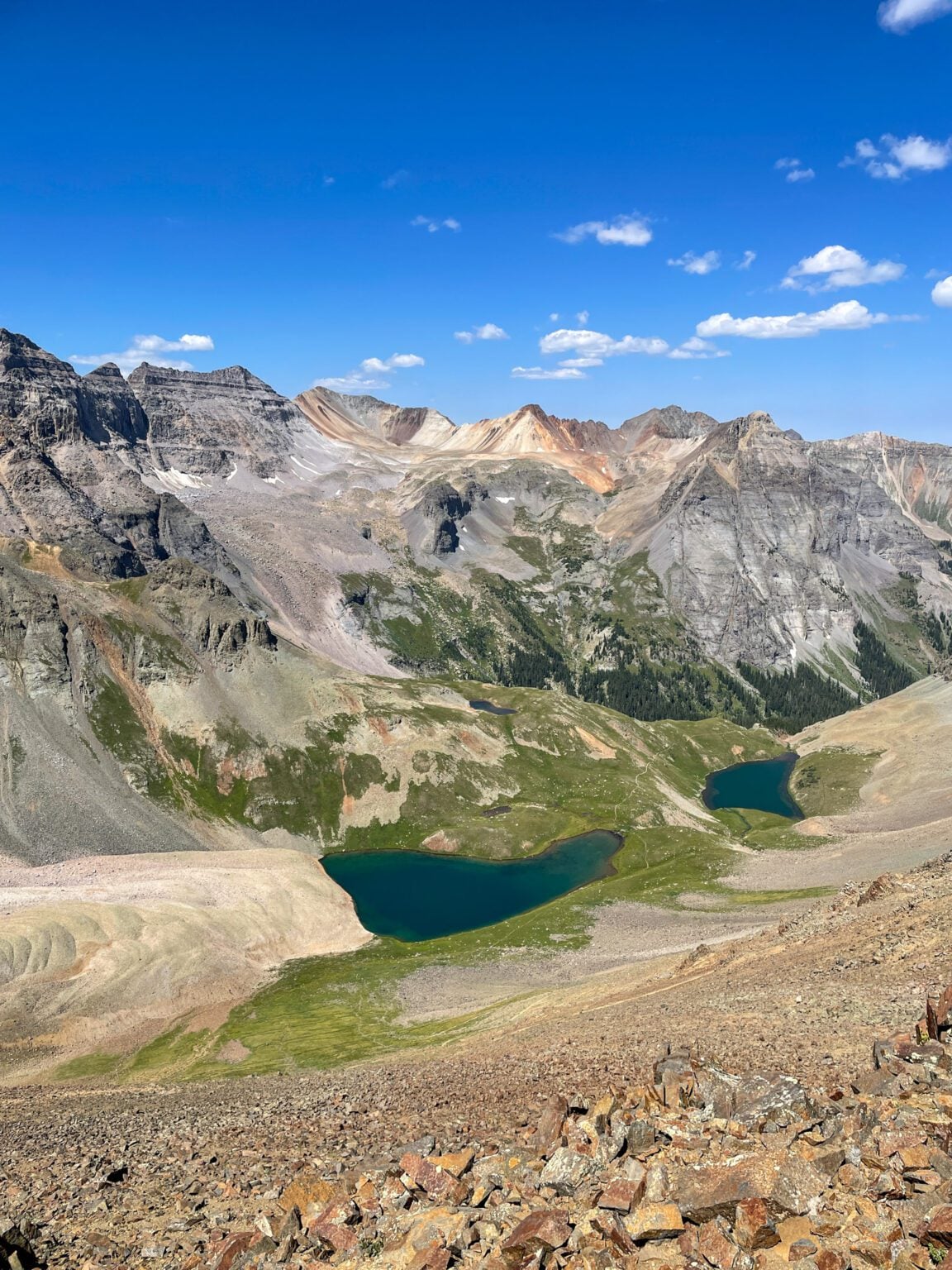 31 Amazing Alpine Lakes in Colorado to See in 2023 + Local Tips